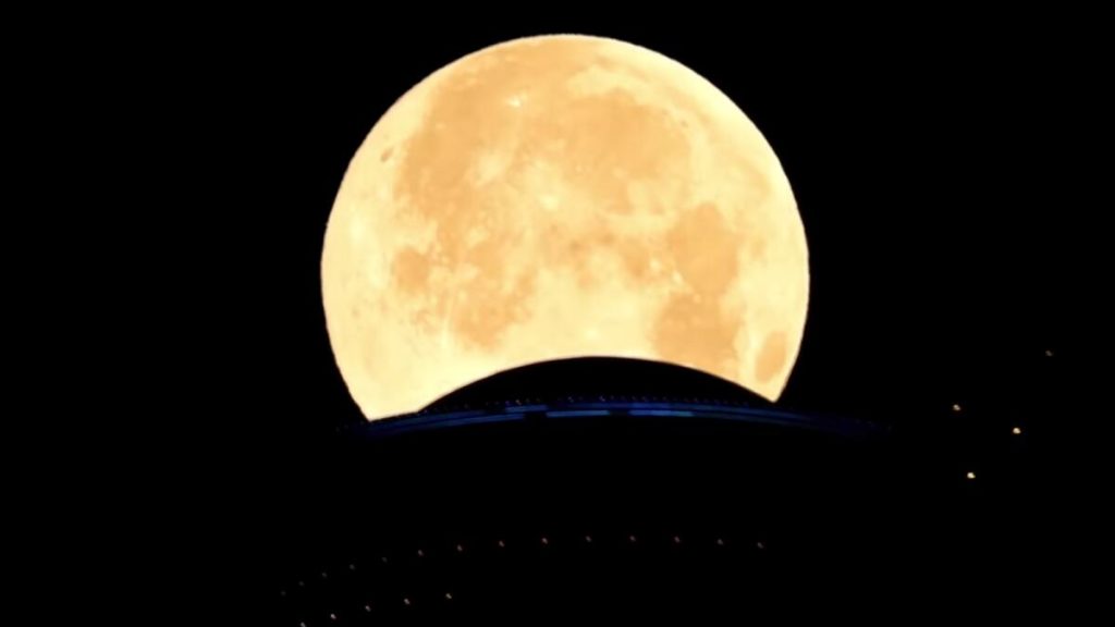 WATCH: Stunning Ramadan full moon captured by UAE photographer - News ...
