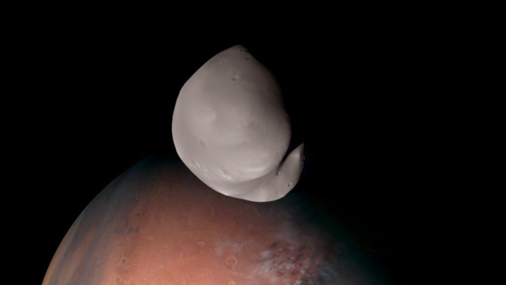 Emirates Hope probe makes breakthrough discovery of Deimos moon; Sheikh ...